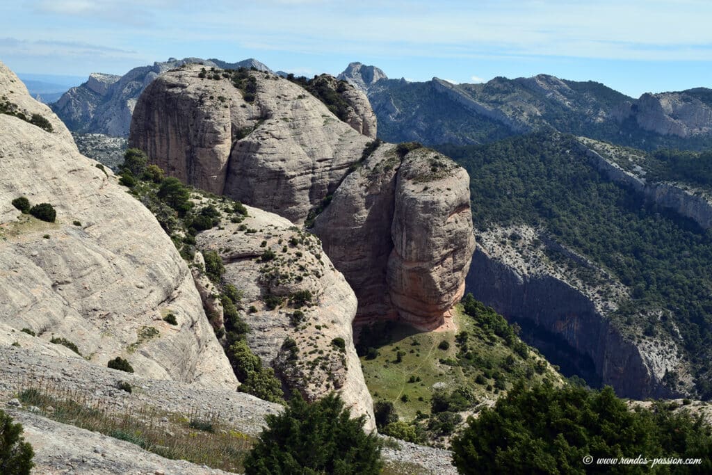 Les Roques de Benet - Parc Naturel Els Ports - Randos-Passion