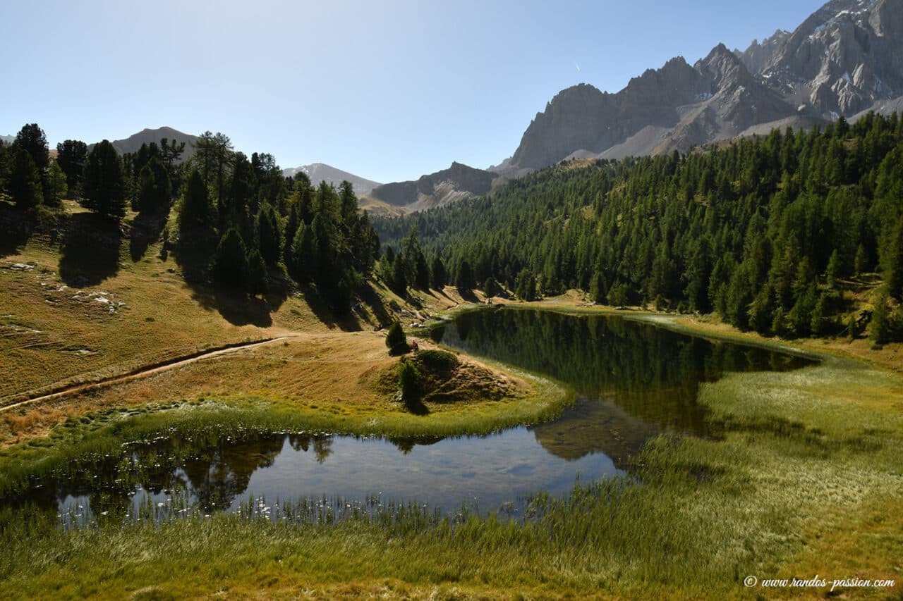 Le lac Miroir et le lac Sainte-Anne depuis Ceillac - Randos passion