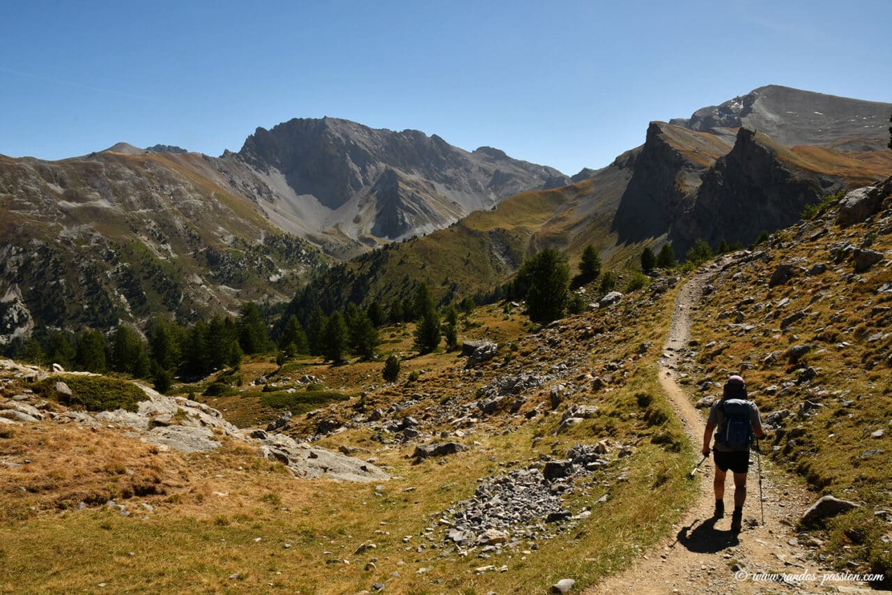 Le lac Miroir et le lac Sainte-Anne depuis Ceillac - Randos passion